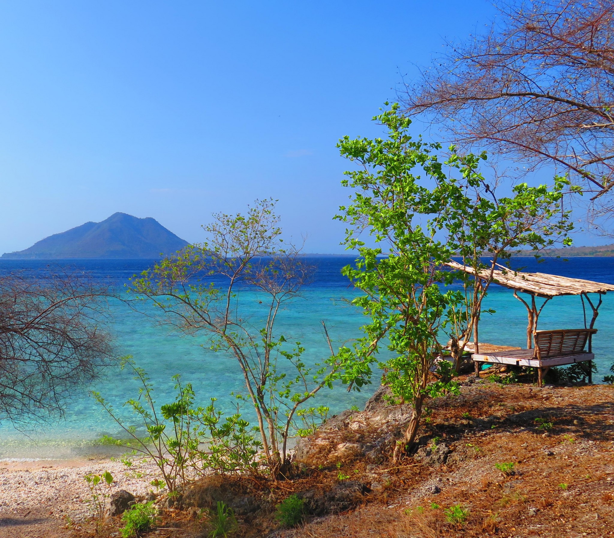 Alor Kepa bungalows- Beach eco-resort -Accommodation snorkeling and diving
